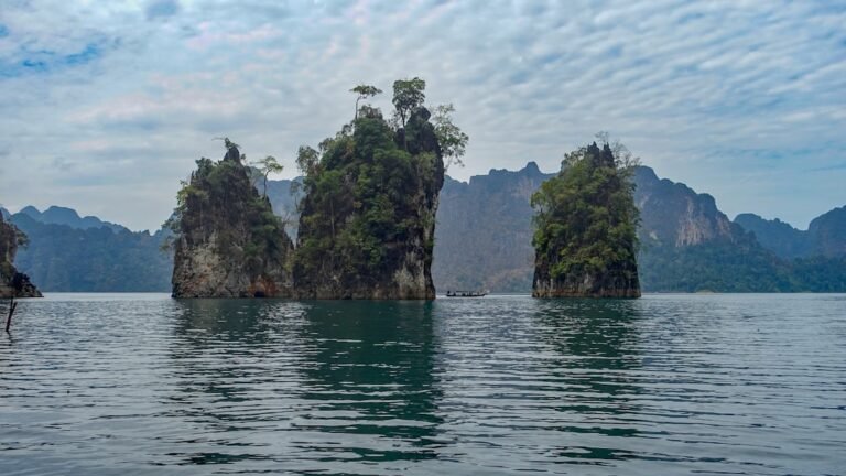 Khao Sok National Park, Thailand's Ultimate Jungles, Lakes & Ancient ...